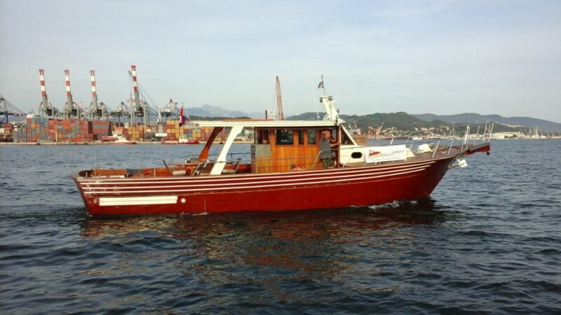 Sunset dinner boat tour in the Gulf of Poets - Who Will Love This Tour?
