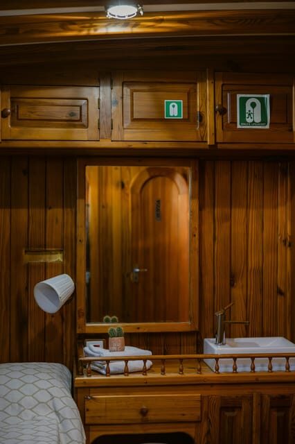 Sunset Dinner Cruise: Swim Stop, Drinks & Onboard Dining - Practical Tips for the Trip