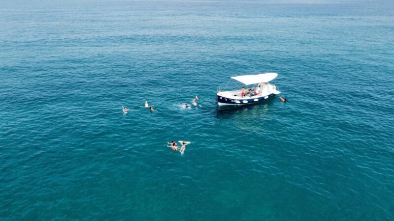 Sunset excursion by boat along the coast of Cefalù - Key Points