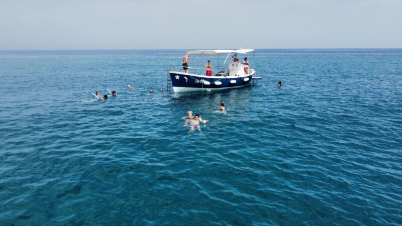 Sunset excursion by boat along the coast of Cefalù - An In-Depth Look at the Cefalù Sunset Boat Tour