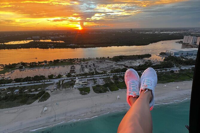 Sunset Ft. Lauderdale to Miami Beach Helicopter Tour - An Up-Close Look at the Experience