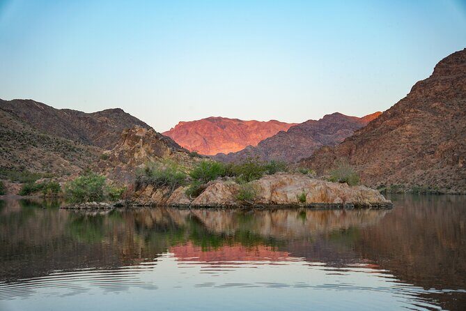 Sunset Glow Kayak Tour to Emerald Cave - Practical Considerations for Potential Paddlers
