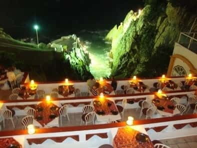 *Sunset High Diver Show 3Course Dinner 2 Drinks Diff Options - An Authentic Sunset and Cliff Diving Experience in Acapulco