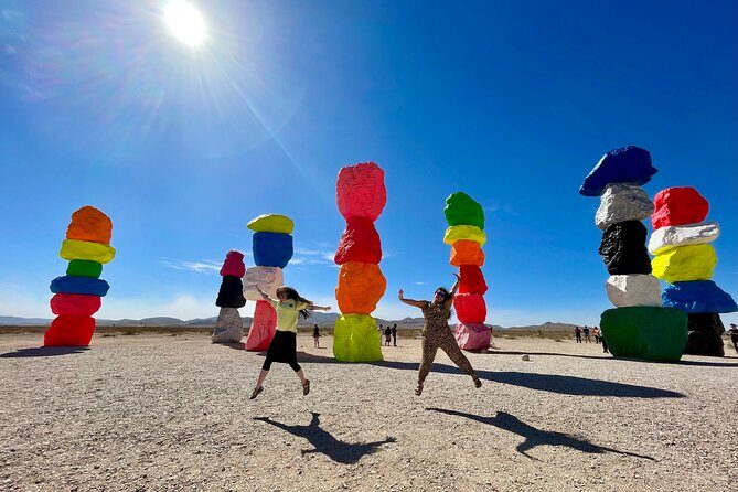 Sunset Hike and Photography Tour near Red Rock with Optional 7 Magic Mountains - Who Should Consider This Tour?