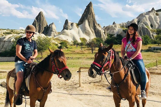 Sunset Horse Back Riding tour - A Closer Look at the Experience