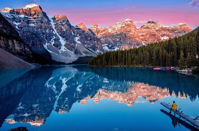 Sunset in Moraine and Lake Louise Tour at 6:00 pm - Frequently Asked Questions