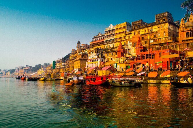 Sunset in Varanasi Tour with a local with free Ganga Aarti and Boat Ride - Key Points