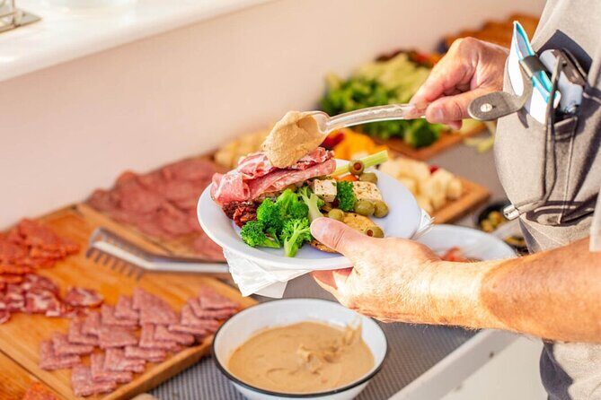 Sunset Jazz and Wine Cruise in Cabo - The Experience: Relaxation and Romance