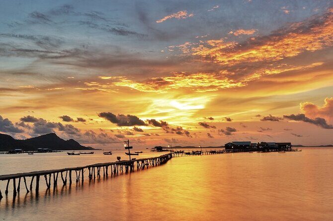 Sunset Moments and Night Squid Catching Journey in Phu Quoc - FAQ