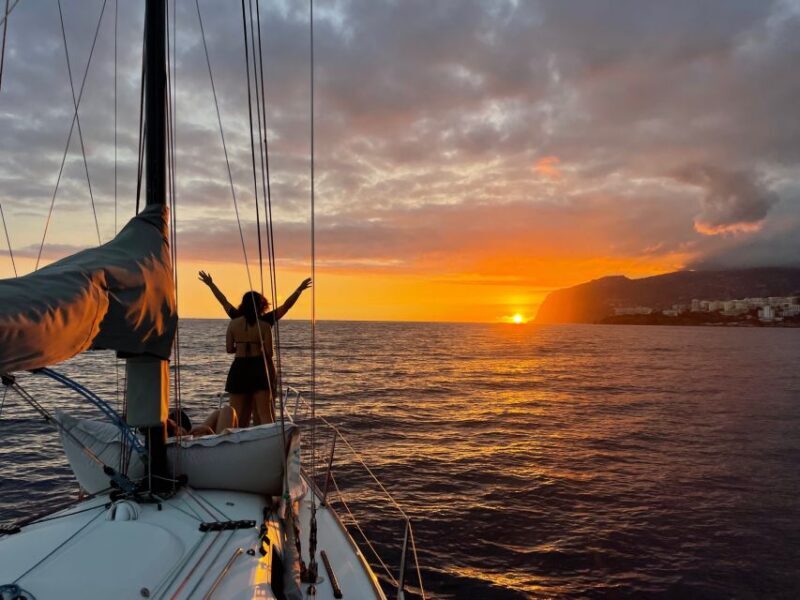 Sunset on a sailing boat - Sunset on a Sailing Boat in Madeira: A Practical Guide to an Authentic Experience