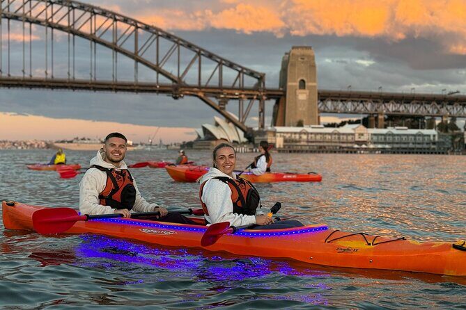 Sunset Paddle Session on Sydney Harbour - An In-Depth Look at the Sydney Harbour Sunset Paddle