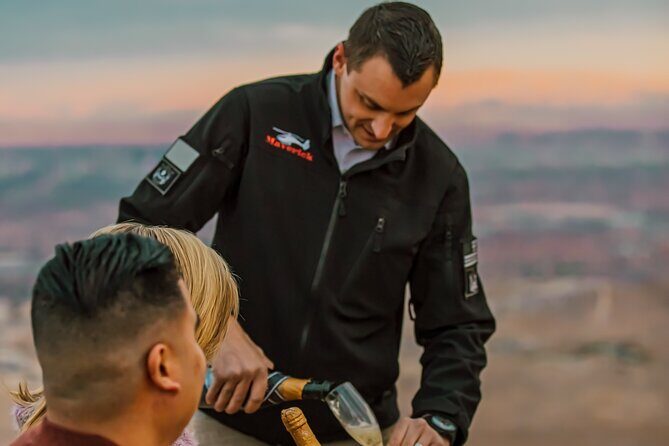 Sunset Red Rock Canyon Helicopter Tour and Champagne Toast - Who Will Love This Tour?