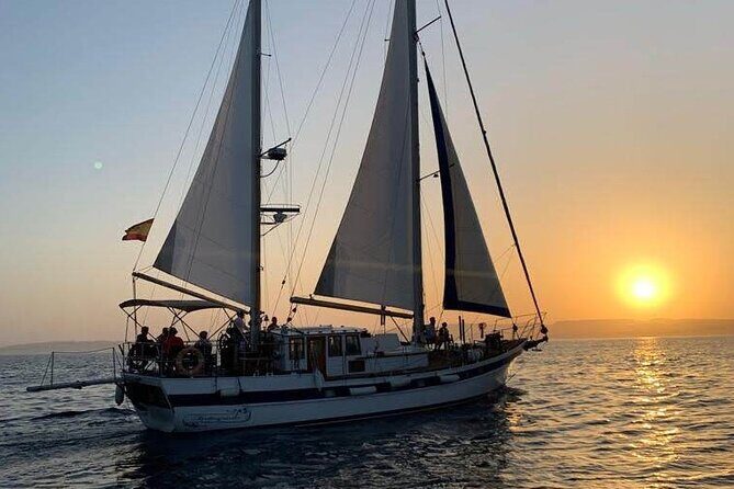 Sunset Sailing Experience in Estepona - An Authentic, Relaxing Sunset Adventure