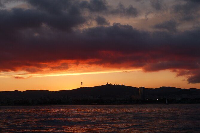 Sunset Sailing Tour in Barcelona - Practical Considerations