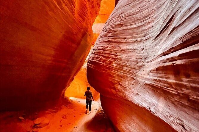 Sunset Sandboarding Peekaboo Slot Canyon UTV Adventure (Private) - Pricing, Duration, and Practical Tips