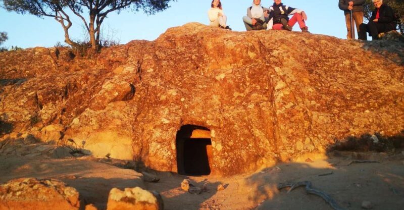 Sunset tour at a Domus de Janas & NatureTherapy - FAQ