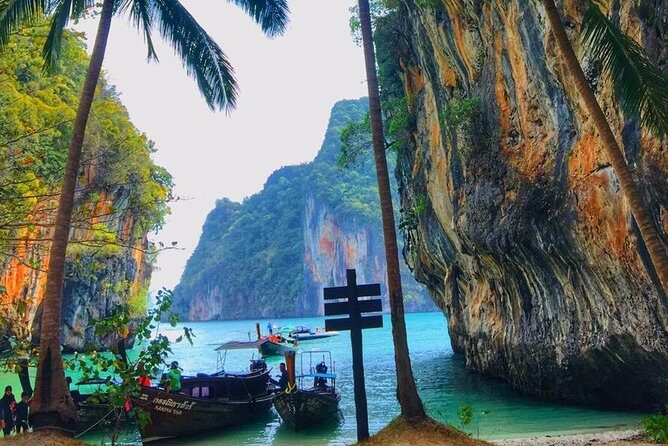 Sunset Tour of the Hong Islands with Bioluminescent Plankton - A Deep Dive into the Experience