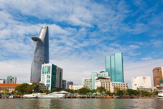 Sunset tour on SaiGon River with LUXURY SPEEDBOAT - Key Points