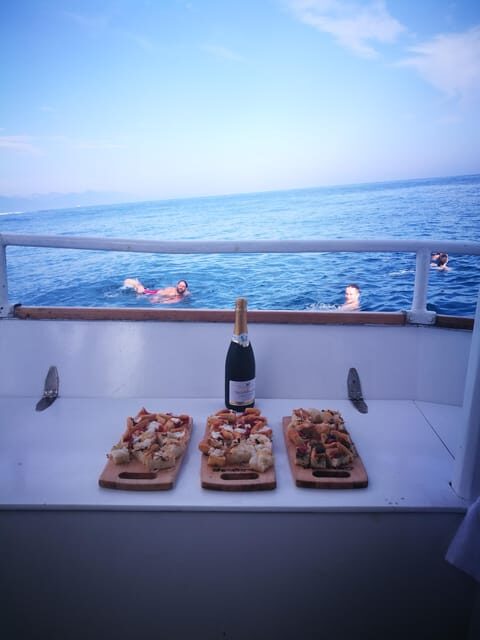 SUNSET TOUR WITH APERITIVO FROM PORTOVENERE - Detailed Breakdown of the Experience