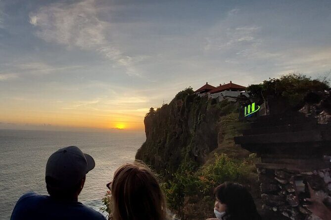 Sunset Uluwatu Private Tour and Kecak Fire Dance Performance - What Travelers Say