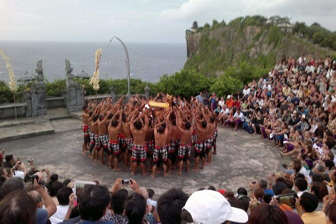 Sunset Uluwatu temple and Kecak Fired Dance show - Key Points