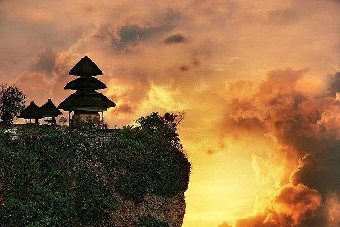Sunset Uluwatu temple and Kecak Fired Dance show - Practical Tips for a Smooth Experience