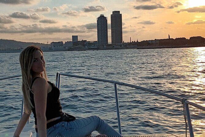 Sunset yacht ride in Barcelona + snacks and drinks - FAQ: Common Questions About the Sunset Yacht Ride