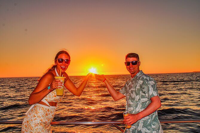 Sunsets and Whales Mega Yachts ALL INCLUSIVE: Puerto Vallarta - FAQs