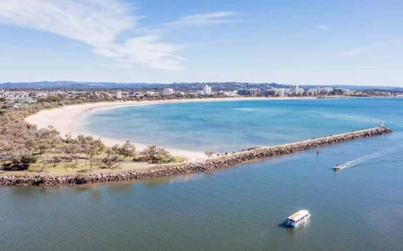 Sunshine Coast: 1-Hour Land and Water Tour - Summary
