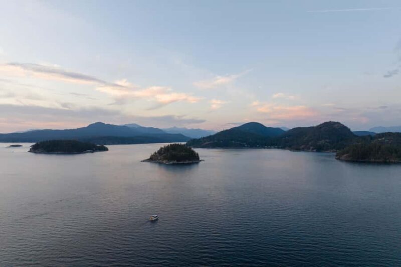 Sunshine Coast: Vintage Boat Tour with Wildlife Viewing - Exploring the Sunshine Coast in Vintage Style