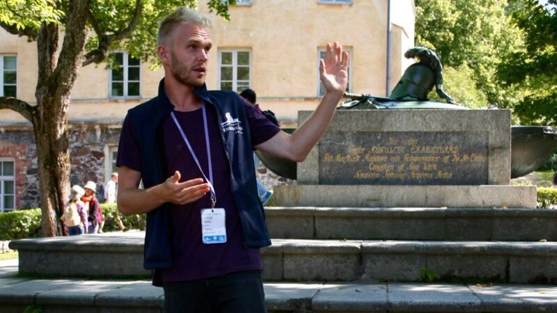 Suomenlinna: Private Tour with an Authorized Guide - Introduction