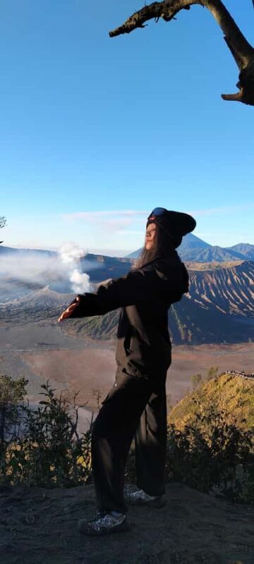 Surabaya : explore Bromo sunrise - An In-Depth Look at the Bromo Sunrise Tour