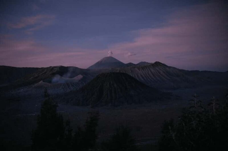 Surabaya/Malang : Mount Bromo and Tumpaksewu Waterfall Tour - FAQ