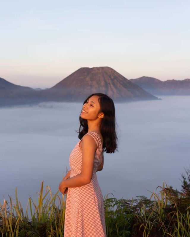 Surabaya: Mount Bromo Sunrise & Crater Climb Tour - Key Points