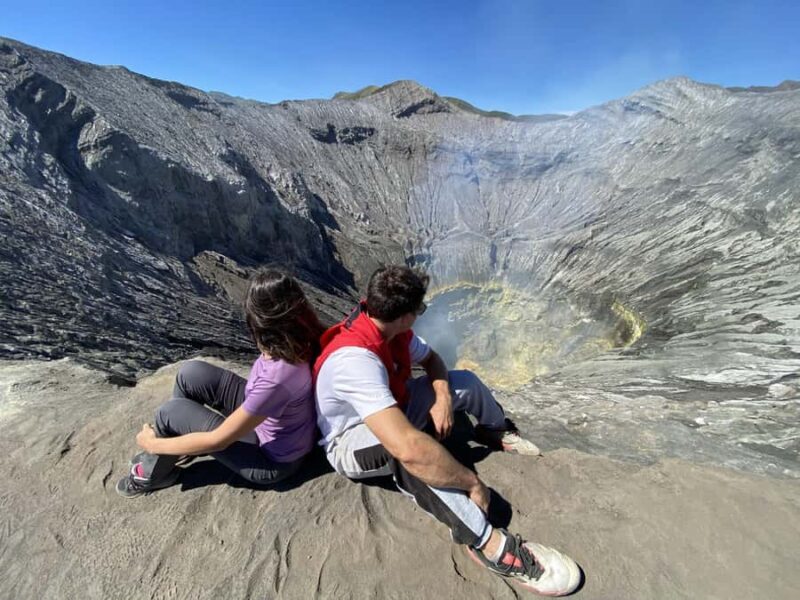 Surabaya: Mount Bromo Sunrise Efficient 1 Day Tour - FAQ