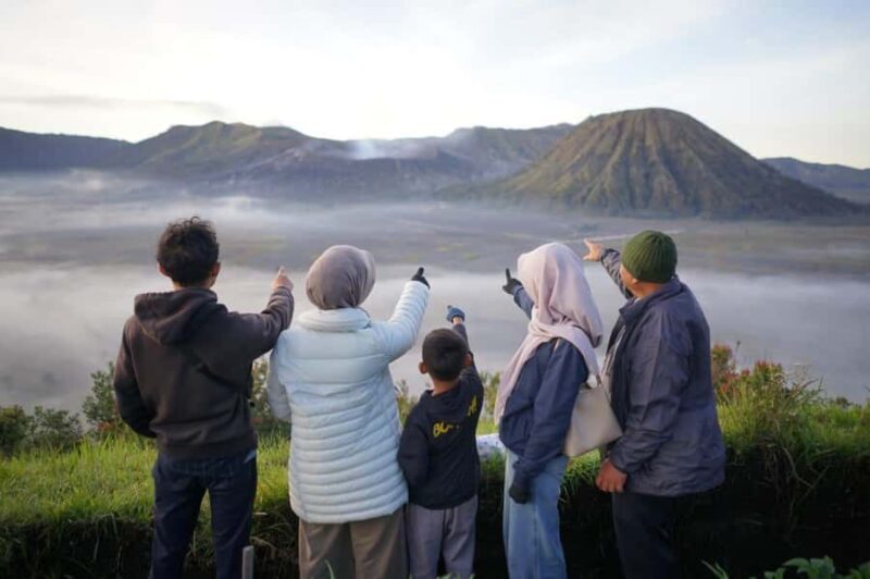 Surabaya or Malang: Shared Mount Bromo Trip with Breakfast - An In-Depth Look at the Mount Bromo Shared Trip