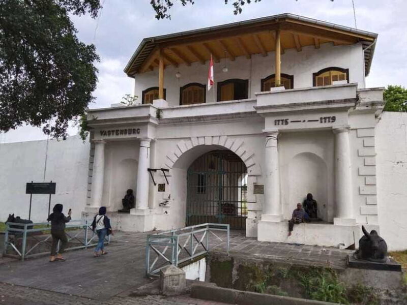 SURAKARTA (SOLO CITY) : CUSTOMIZED TOURS WITH CAR DRIVER - The Value of a Private, Customized Experience