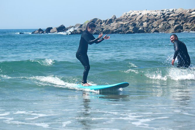 Surf Lesson for Beginners - Private Groups - The Value of the Experience