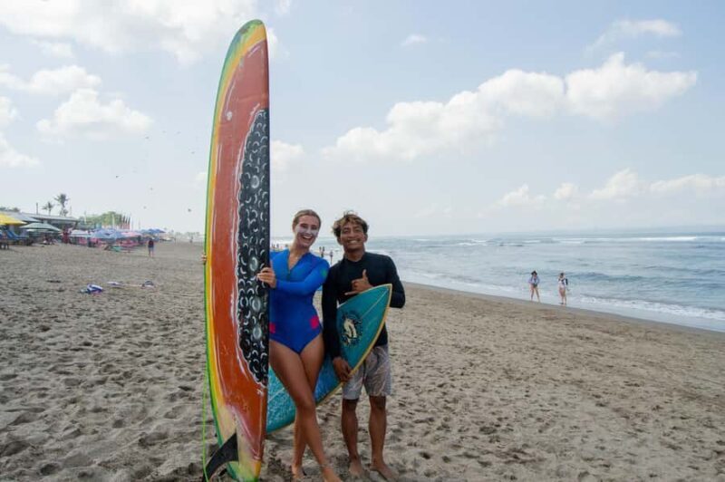 Surf lesson in Batu Bolong Canggu with certified instructor - An In-Depth Look at the Bali Surf Lesson in Batu Bolong, Canggu