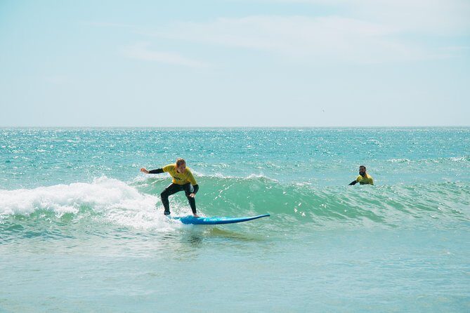 Surf Lesson with transfer - What Makes This Surf Lesson Stand Out