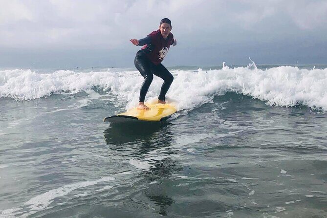 Surf Lessons Group/Private - An In-Depth Look at the Surf Lesson Experience
