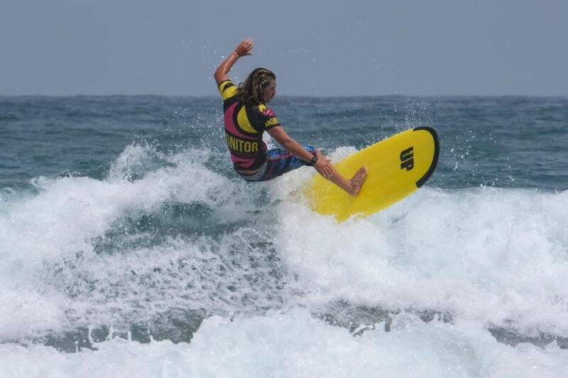Surf lessons in Las Canteras Beach - The Value of the Experience