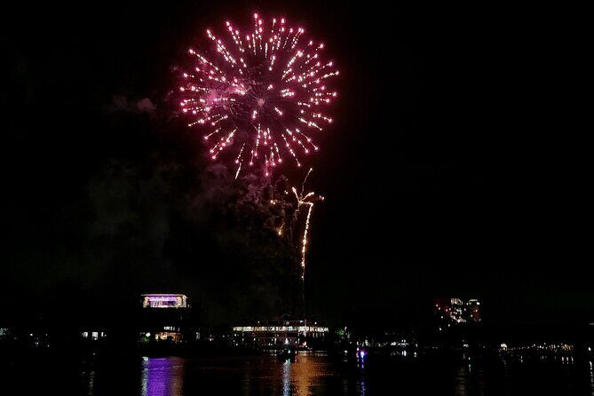Surfers Paradise Sightseeing City Lights Cruise - What to Expect from the Surfers Paradise Sightseeing City Lights Cruise