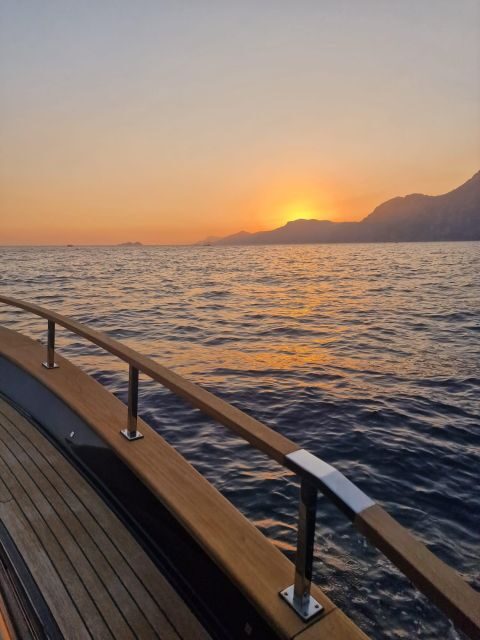 Surprise your other half with a fiery, romantic sunset - Key Points