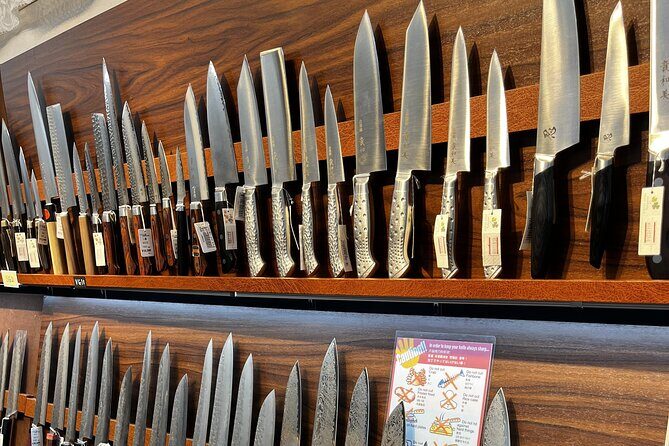 Sushi, Bento or Gyoza Class in Tokyo with Miki + Transfers - The Sum Up