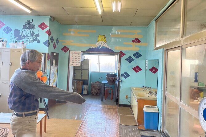 Sushi Chef class and Hot Spring Bath nearby Mt. Fuji - FAQs