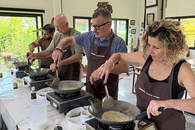 Suwannee Thai Cooking and Market Visit from Chiang Rai - Who Will Love This Experience?