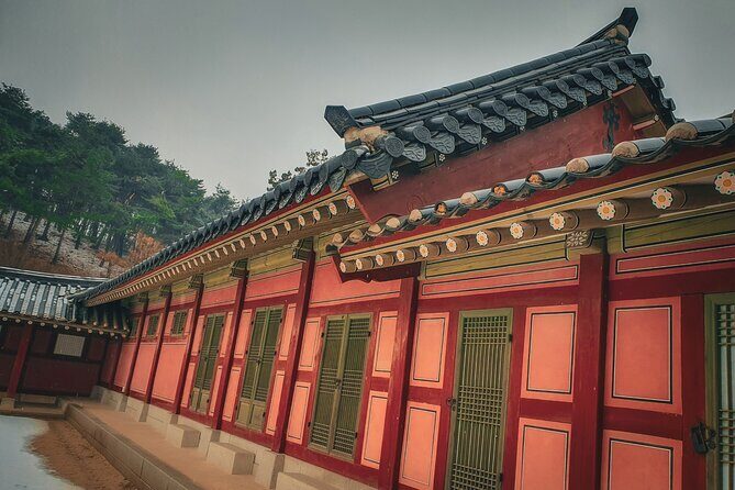 Suwon Fortress and Palace Tour with Optional Food Experience - Frequently Asked Questions