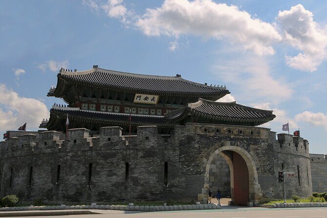 Suwon Hwaseong Fortress Tour from Seoul - A Detailed Breakdown of the Fortress & Palace