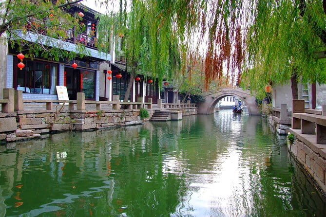 Suzhou and Zhouzhuang Water Town Private Day Tour from Shanghai - Complete Review of the Suzhou and Zhouzhuang Water Town Private Day Tour
